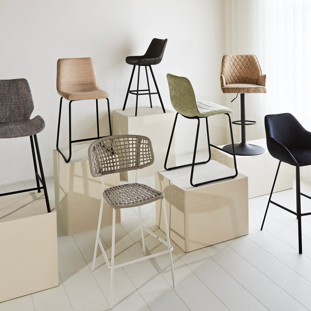 Bar stools Trends: Discover the last styles and designs – Dimehouse